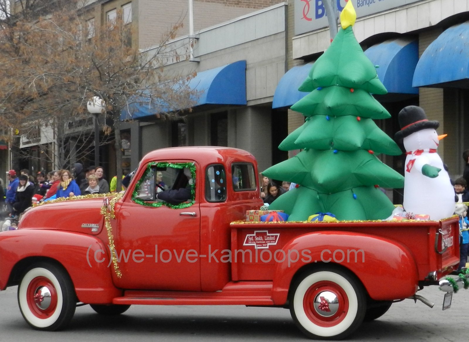we-love-kamloops: Santa Claus Parade ~ Kamloops, BC ~ 2012