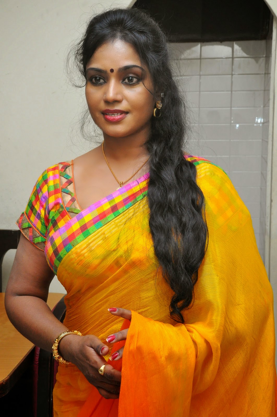 Jayavani Latest Hot Saree Spicy Stills | Tollywood Idle