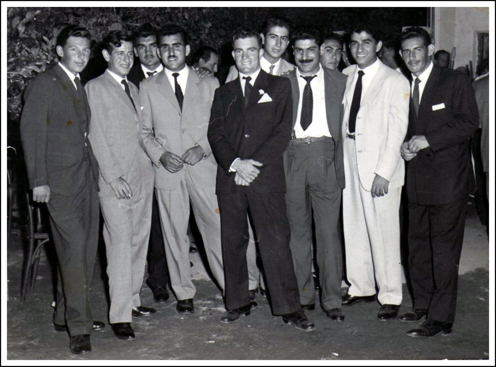 Quines: Su historia y su gente: ÁLBUM DE RECUERDOS FAMILIARES