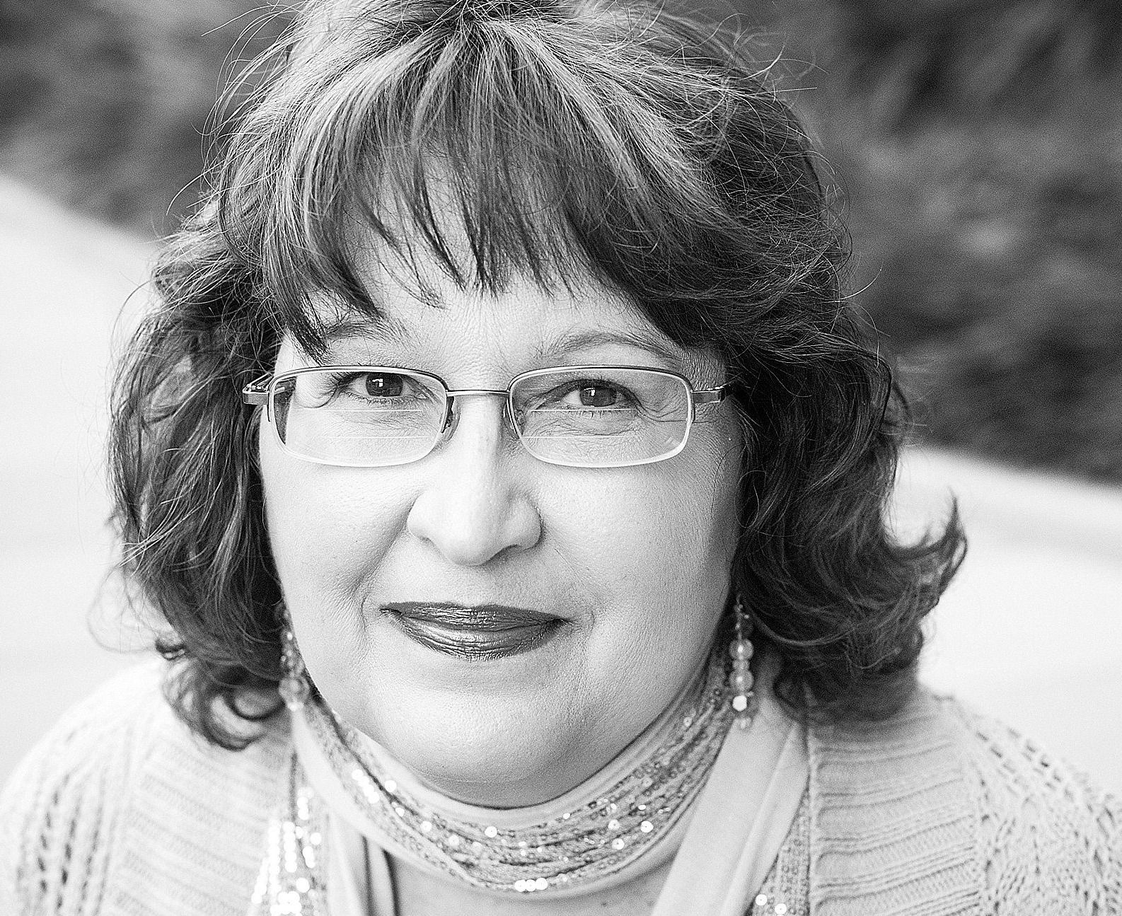 Stitches Thru Time: Librarian + Lumberjack = Book 3