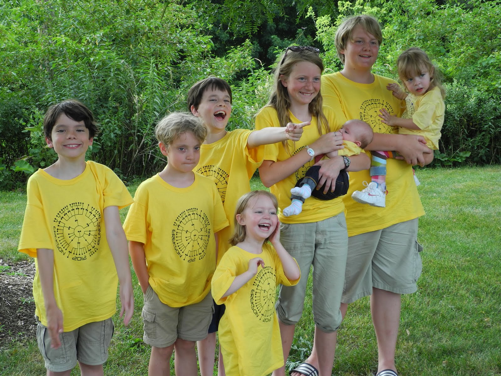 Letters from a broad...: My great big Mormon family reunion!!!