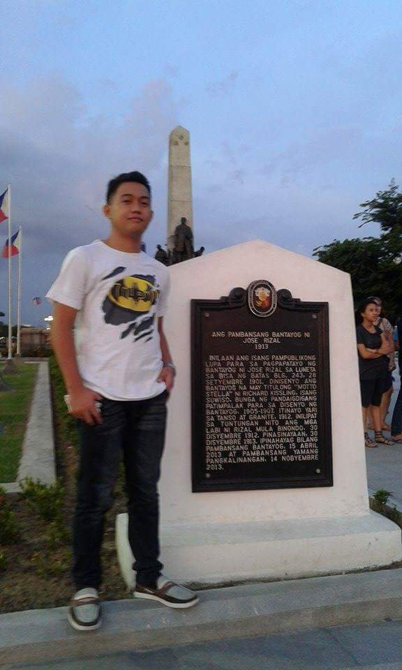 KASAYSAYAN NI PEPE: Si PEPE (Jose Rizal) ay isang dakilang bayani na ...