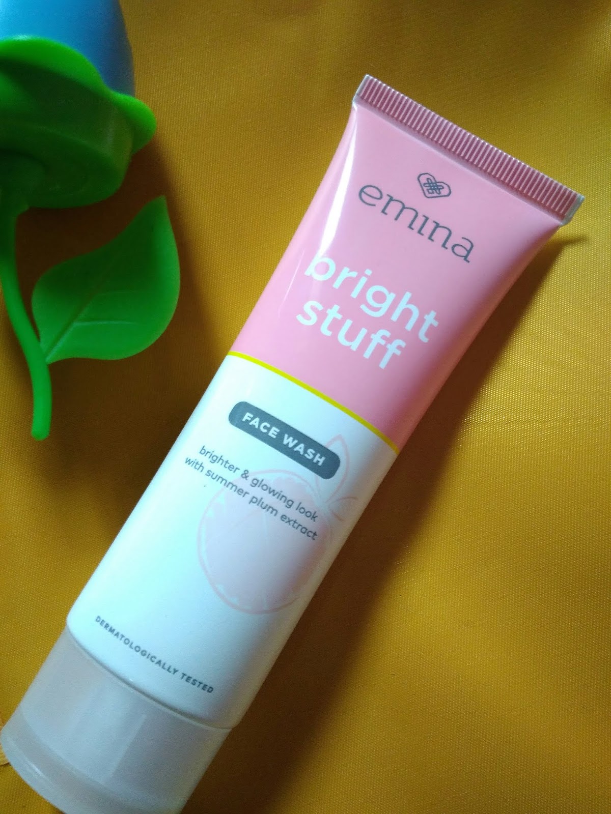 [REVIEW] Emina Bright Stuff Face Wash