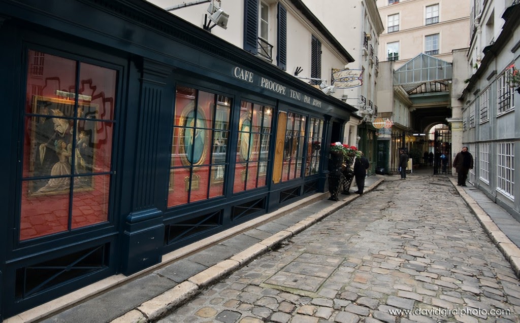 France Impressions: Secret Paris Alleyway - Left Bank