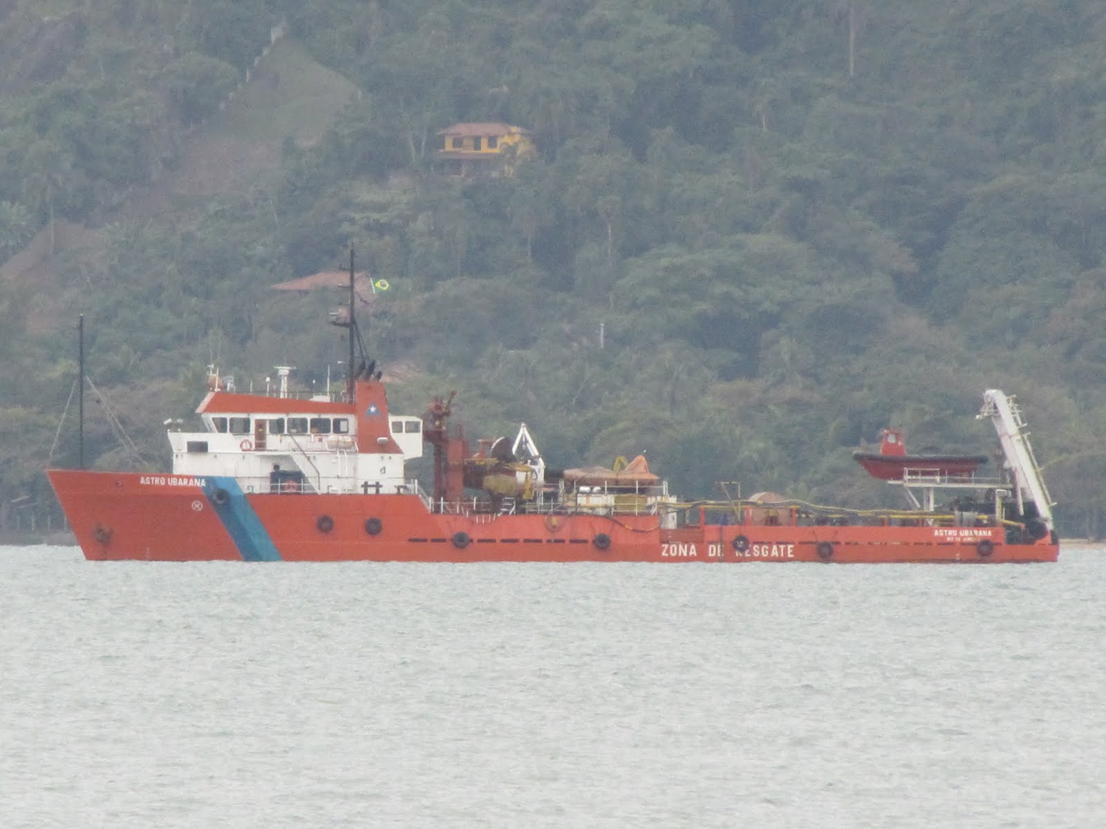 NAVIOS AHTS E PSV DO PORTO DE MACAE-RJ-BRASIL (IMBETIBA) E (FUTURO ...