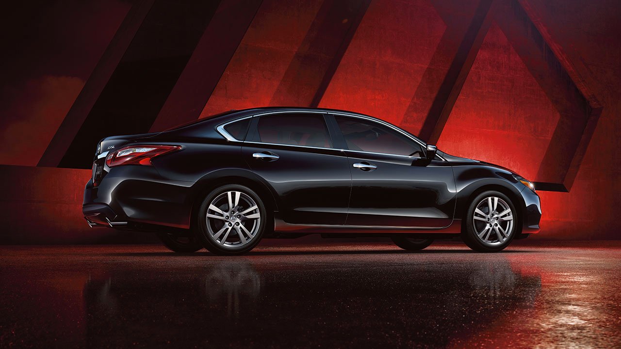 Wesley Chapel Nissan: Vehicle Spotlight: 2017 Nissan Altima