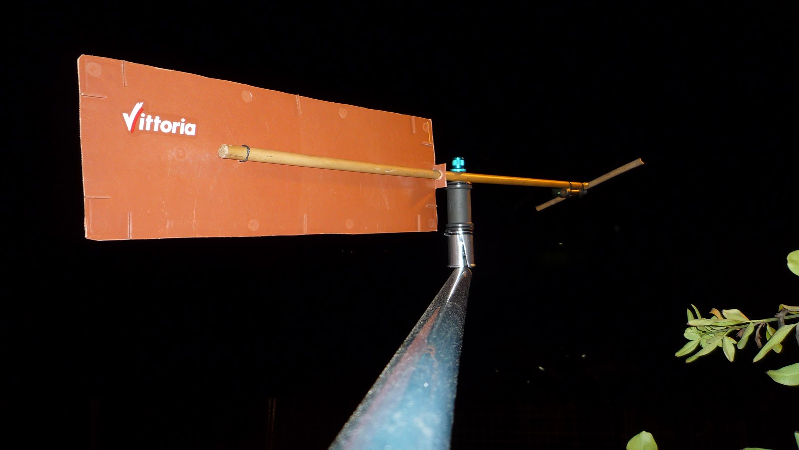 Aula Ciclo-Senderista-Cultural: VELETA CON MATERIALES RECICLADOS