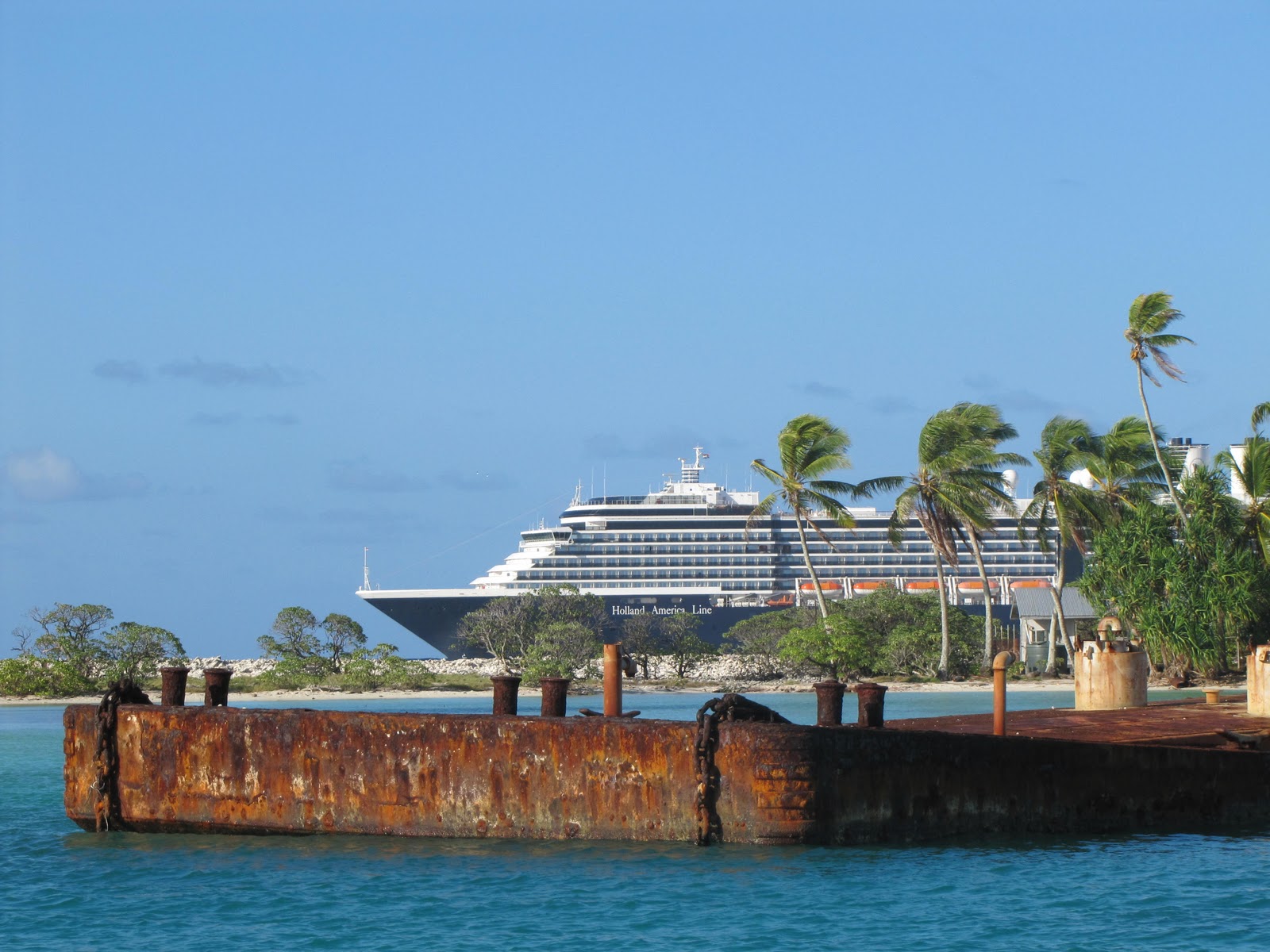 Sailing on Midnight Blue: More Pictures from Fanning Island Trip