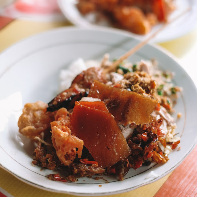 ULTIMATE GUIDE BABI GULING BALI - foodandfeast