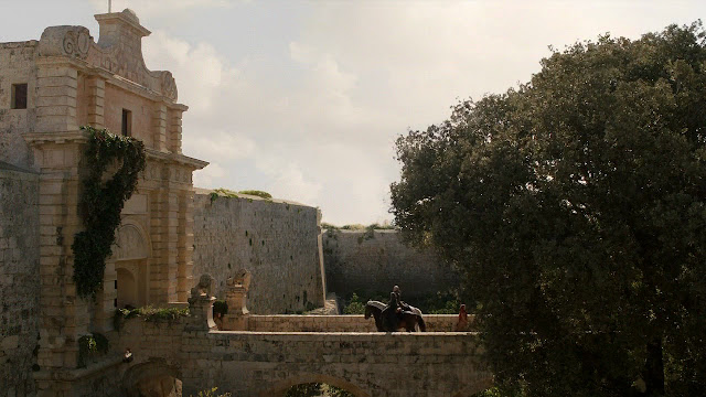Game of Thrones in caps: King's Landing (Desembarco del Rey)