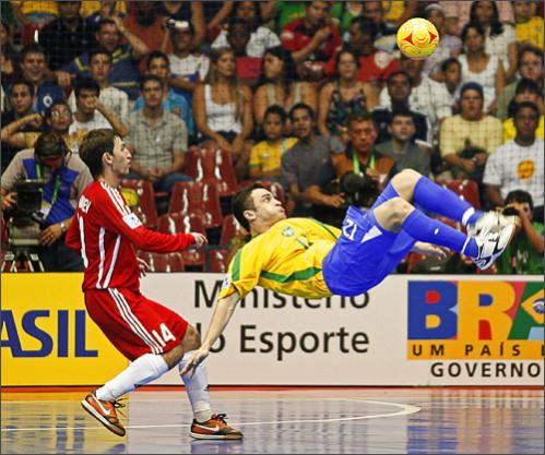 PROSSIMI CAMPIONI: La storia del Futsal