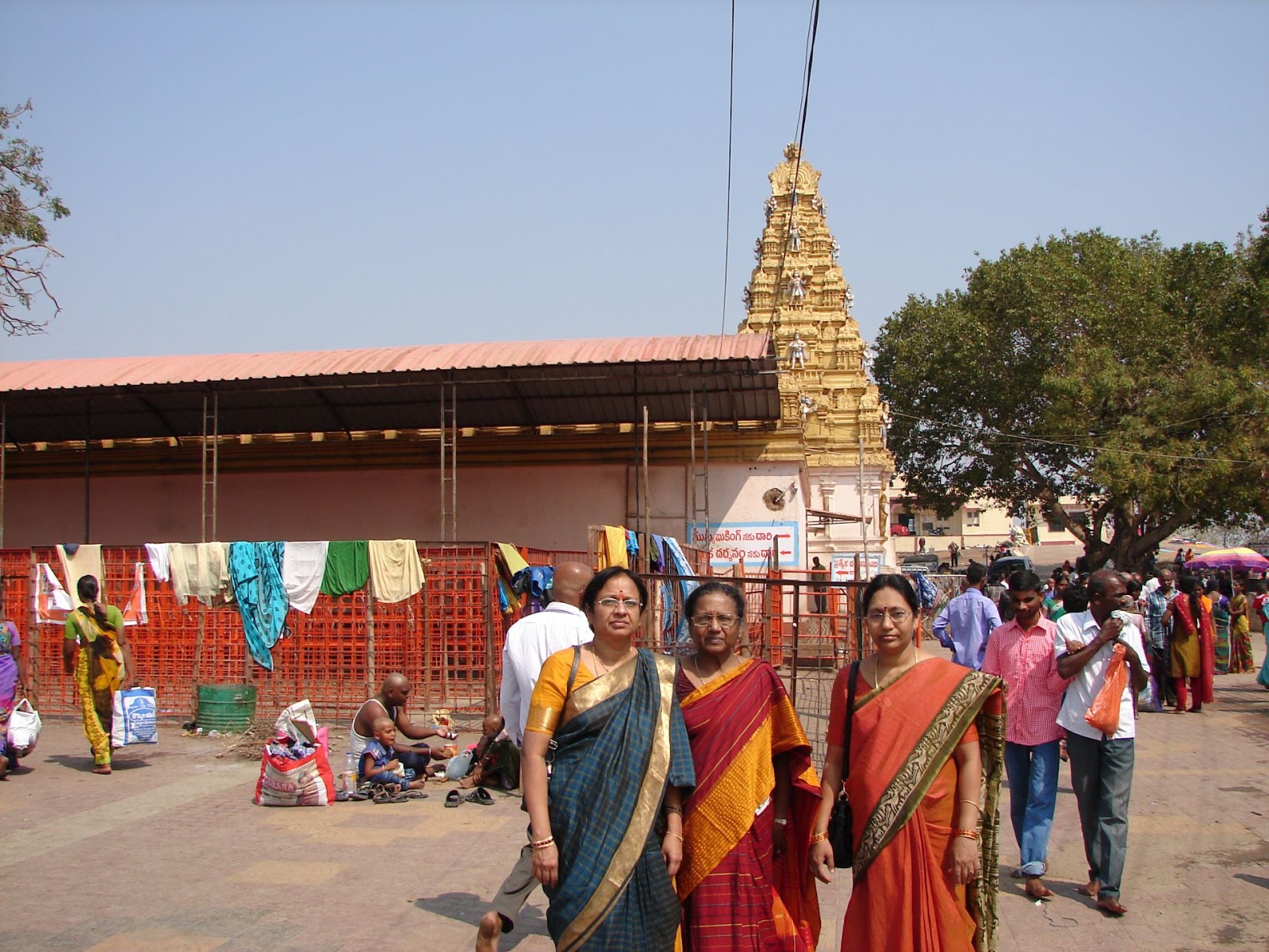 Raghu's column!: Sri Anjaneya Swamy Temple, Kondagattu.