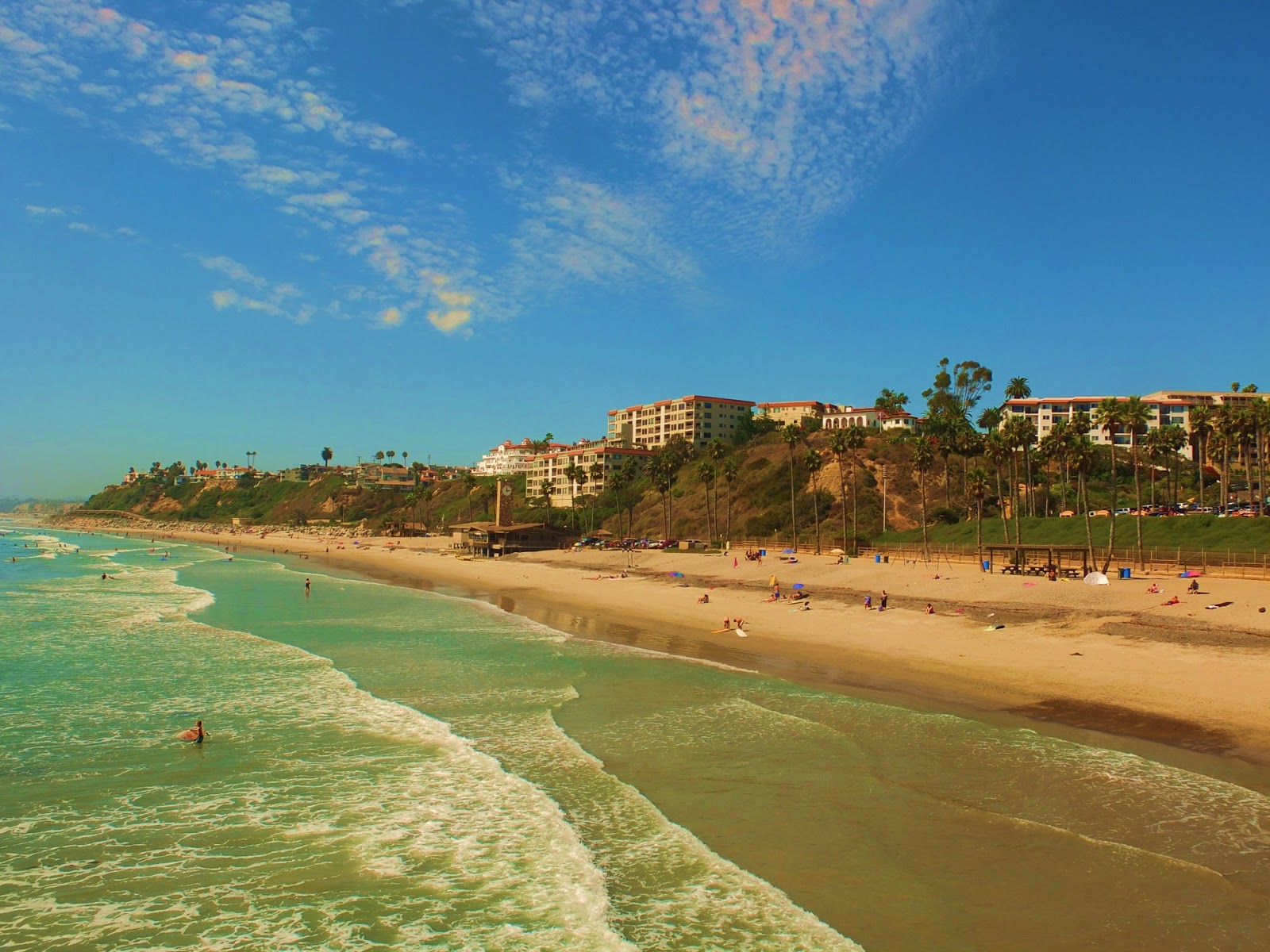 CALIFORNIA DREAMIN': SAN CLEMENTE BEACH, CALIFORNIA