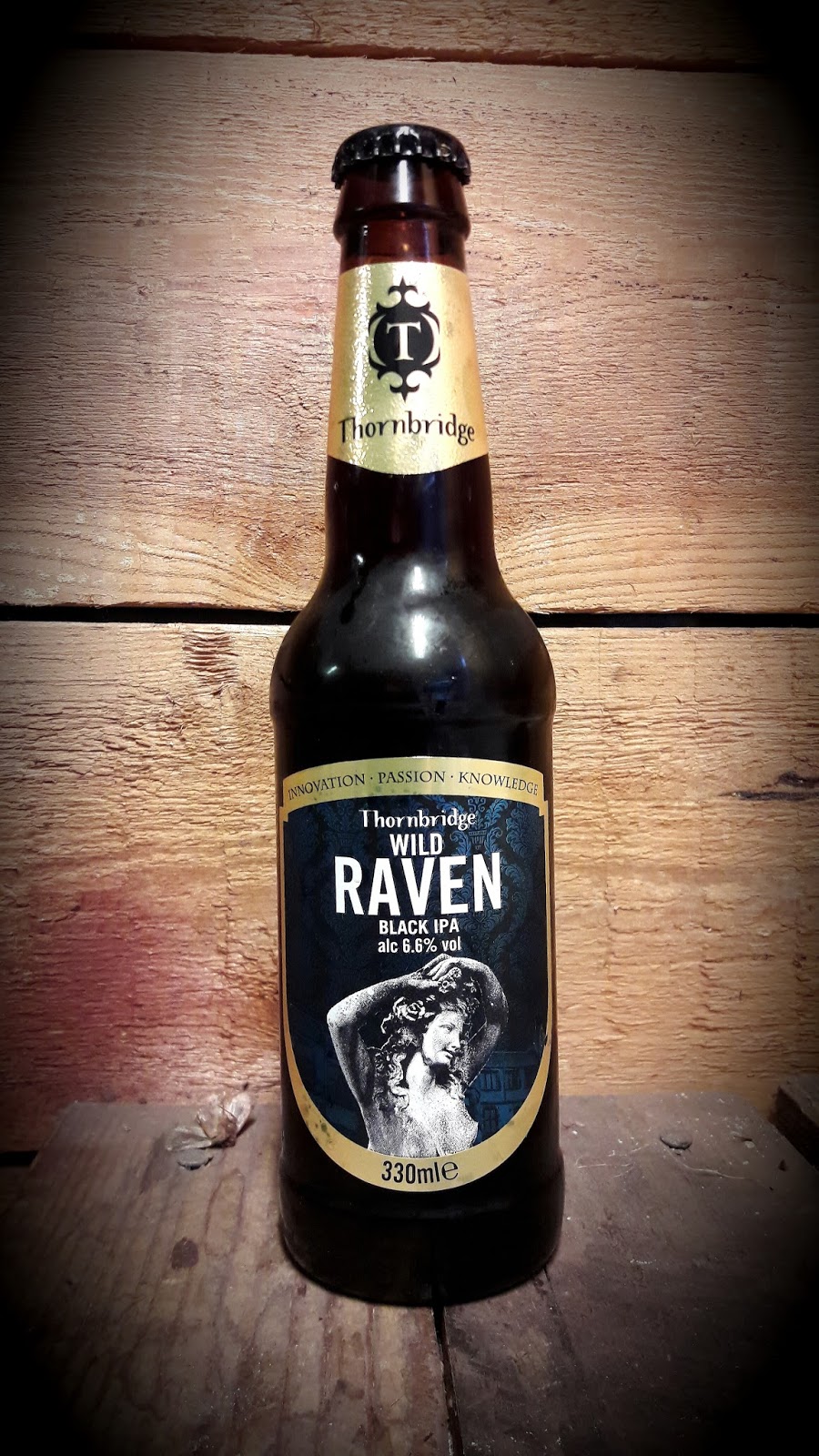 Usvansalon olohuone: Thornbridge Wild Raven Black IPA