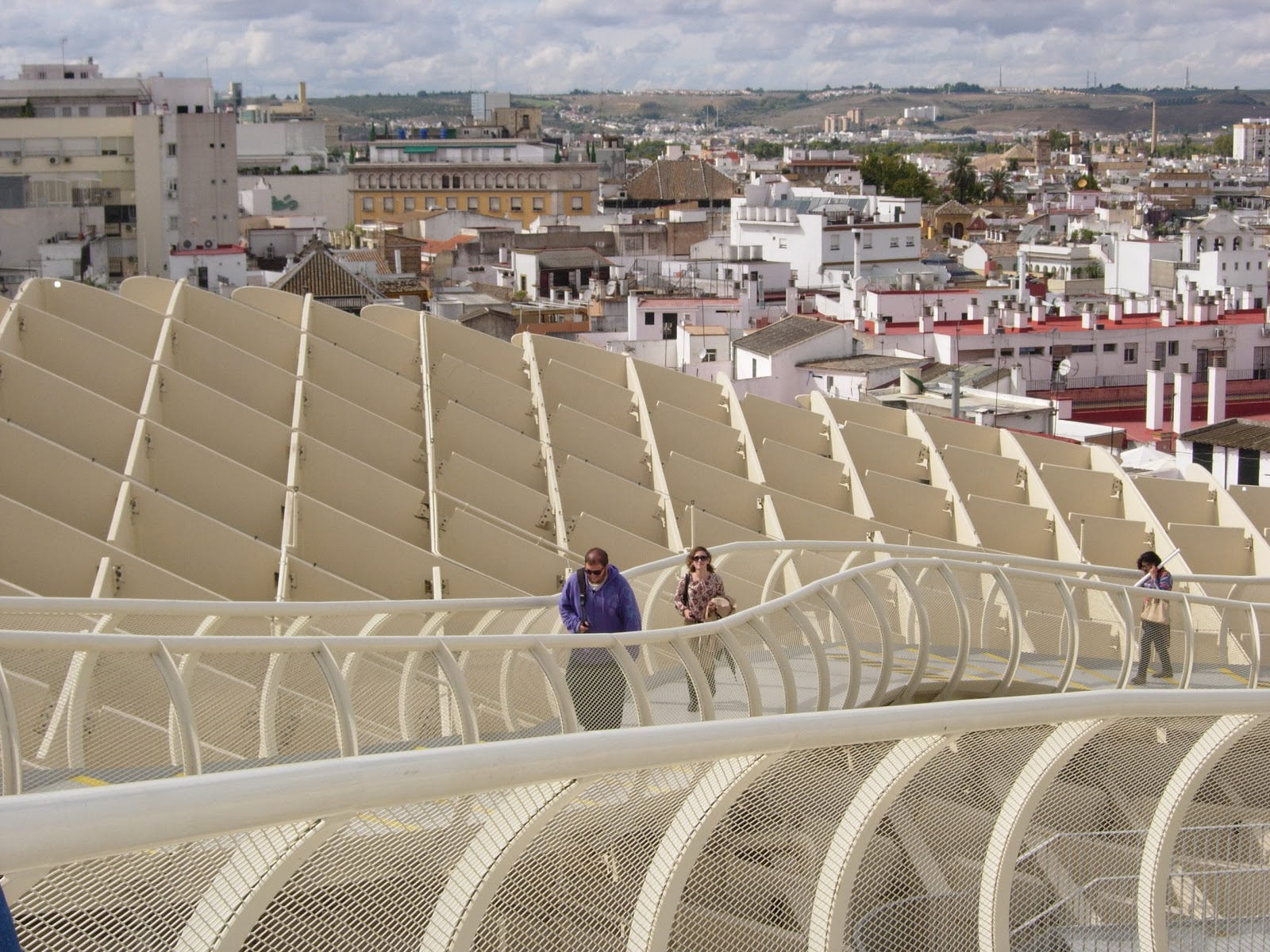 ENTRE LOMOS: VISITA A LA SETA DE SEVILLA