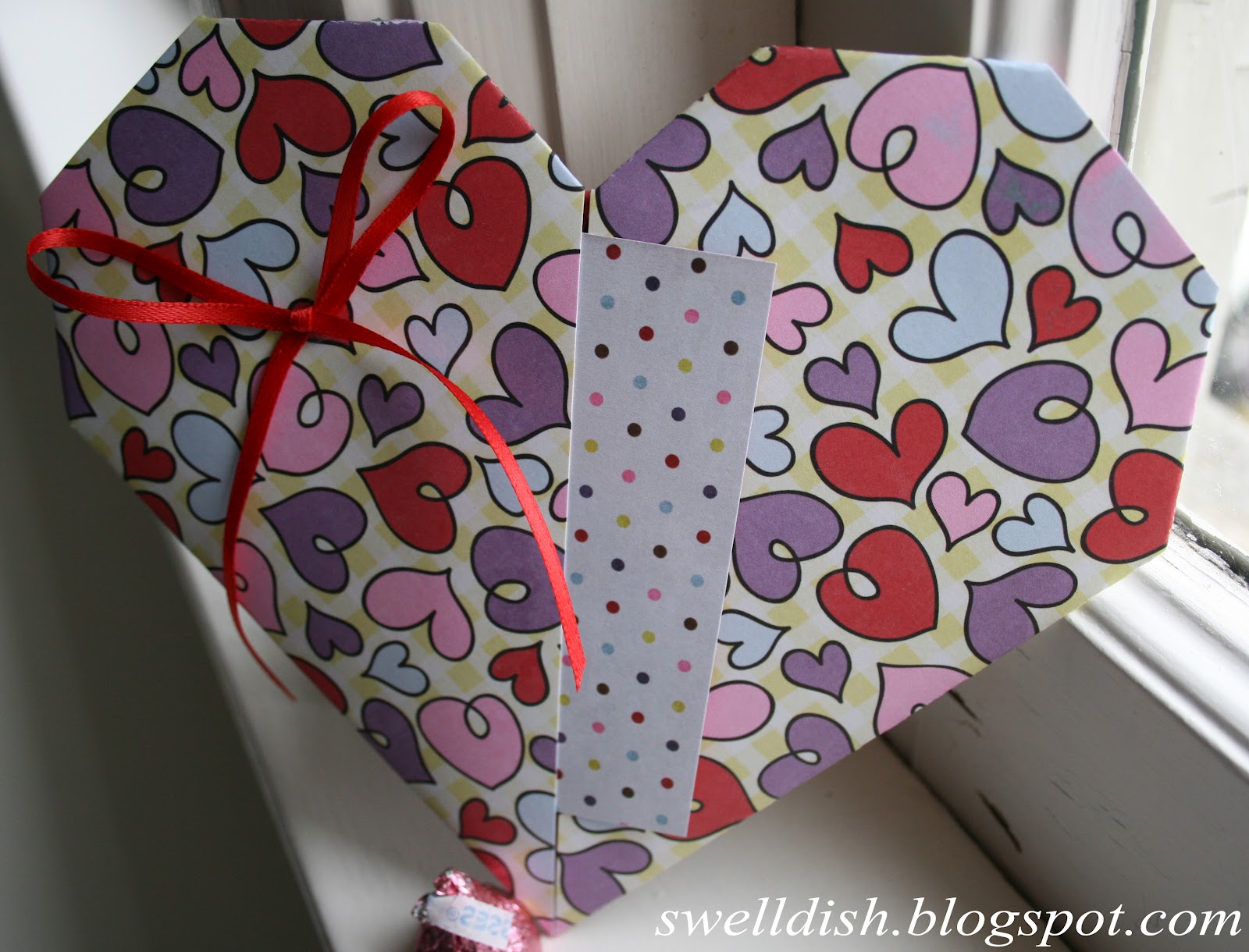 The Swell Dish: Valentine Paper Heart Gift Card/Note Holders