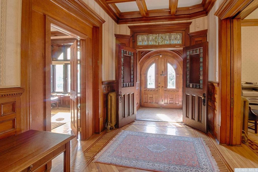 Sweet House Dreams: 1891 Romanesque in Albany, New York