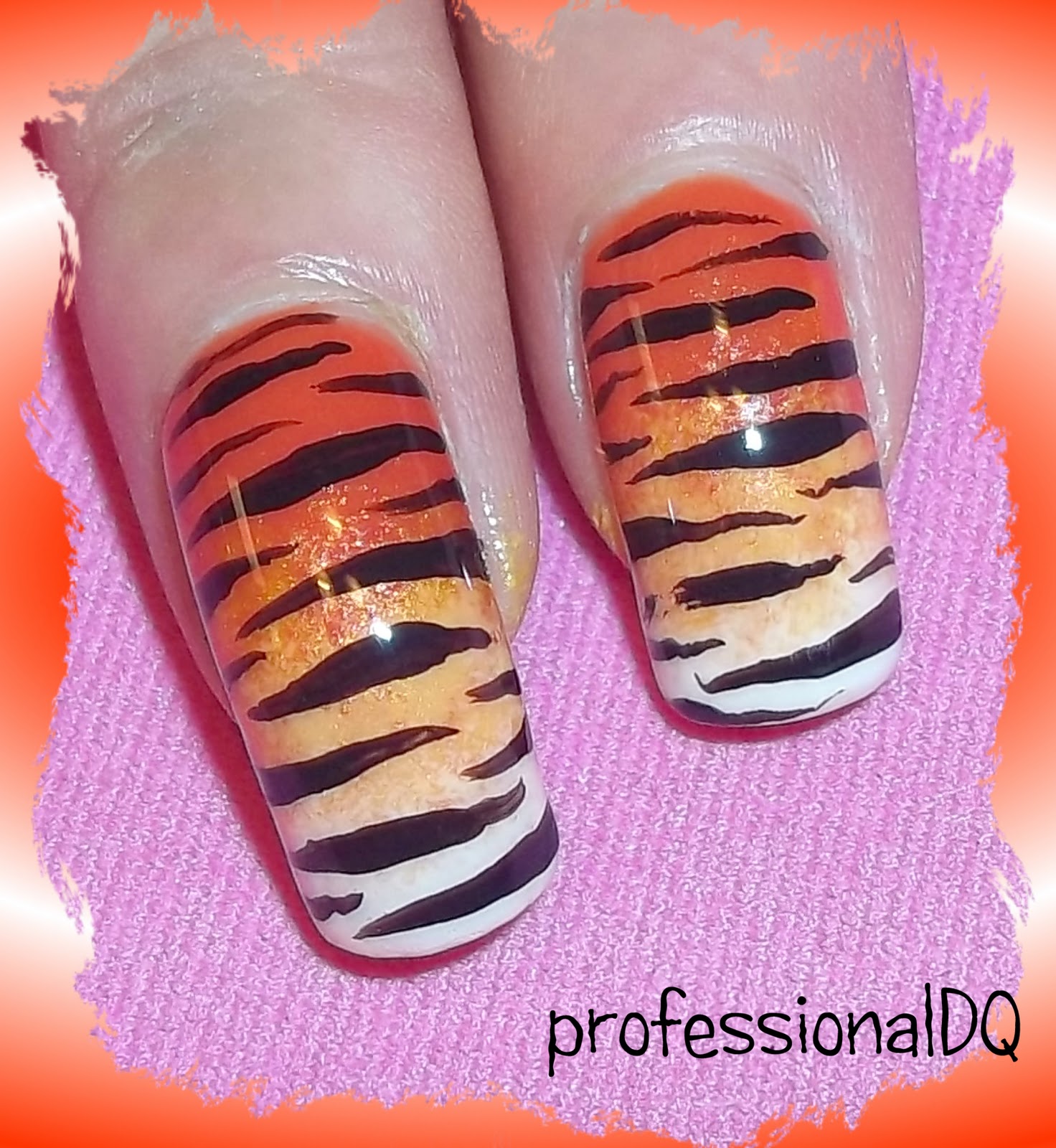 DQ's Funky Ramblings: Tiger Nails and Crappy Topcoat...