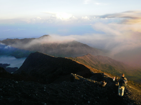 Rinjani Trekking Package - Sembalun Route ~ Skepat Lombok