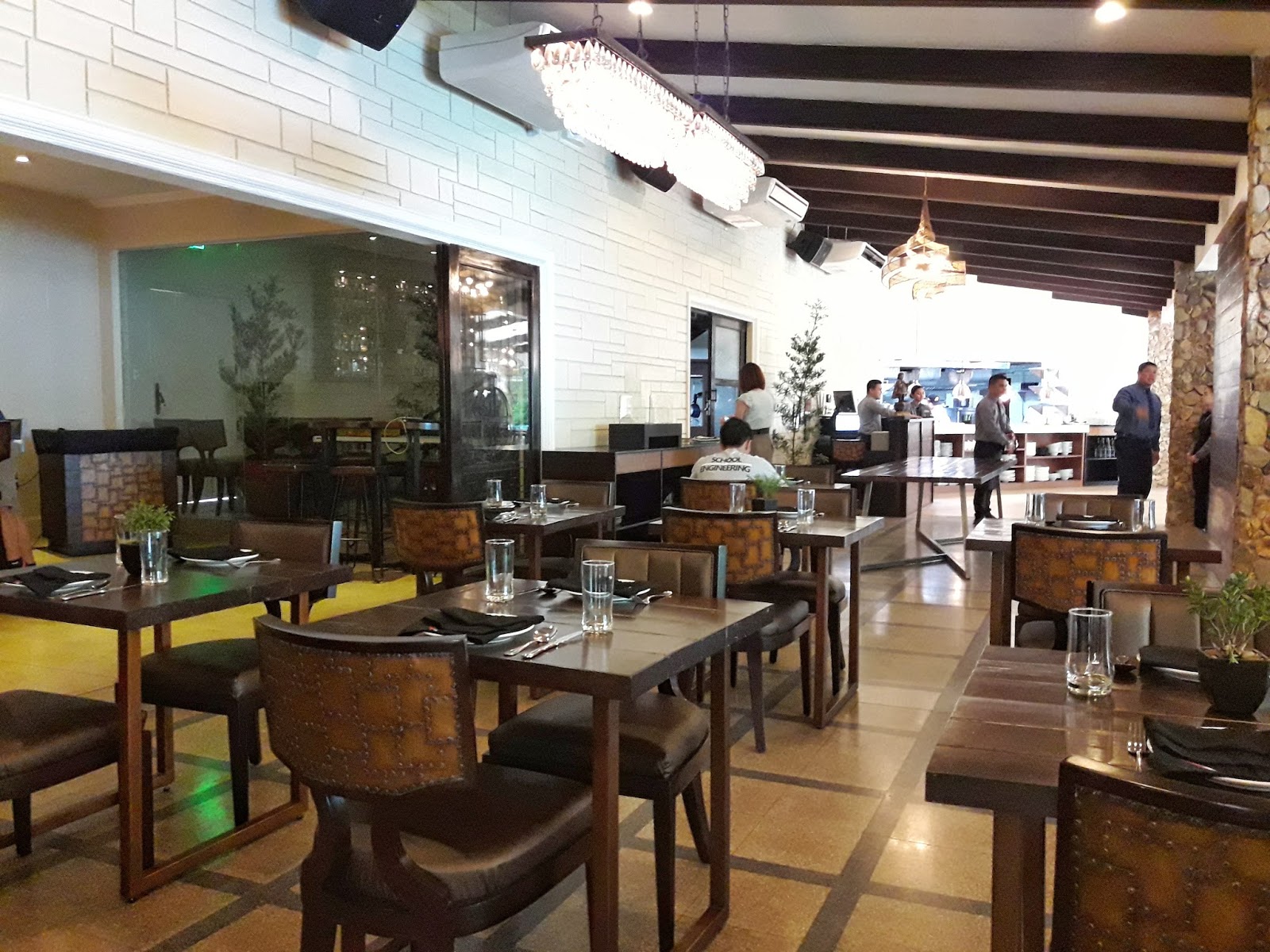 Kayu Kitchen + Bar: Modern Cuisine Prepared with Passion