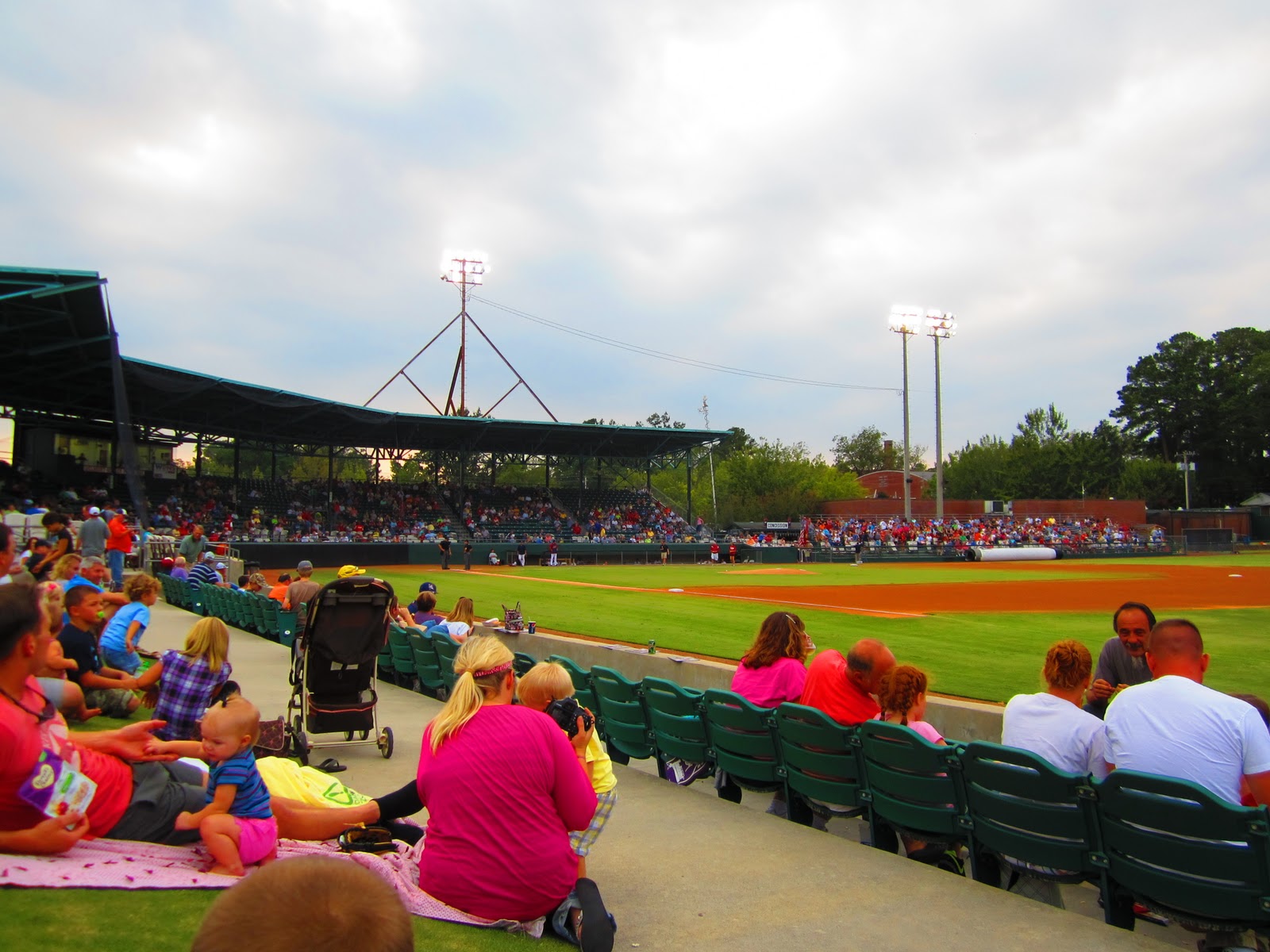 foul bunt: Final Regular Season Home Game For the Kinston Indians... Ever