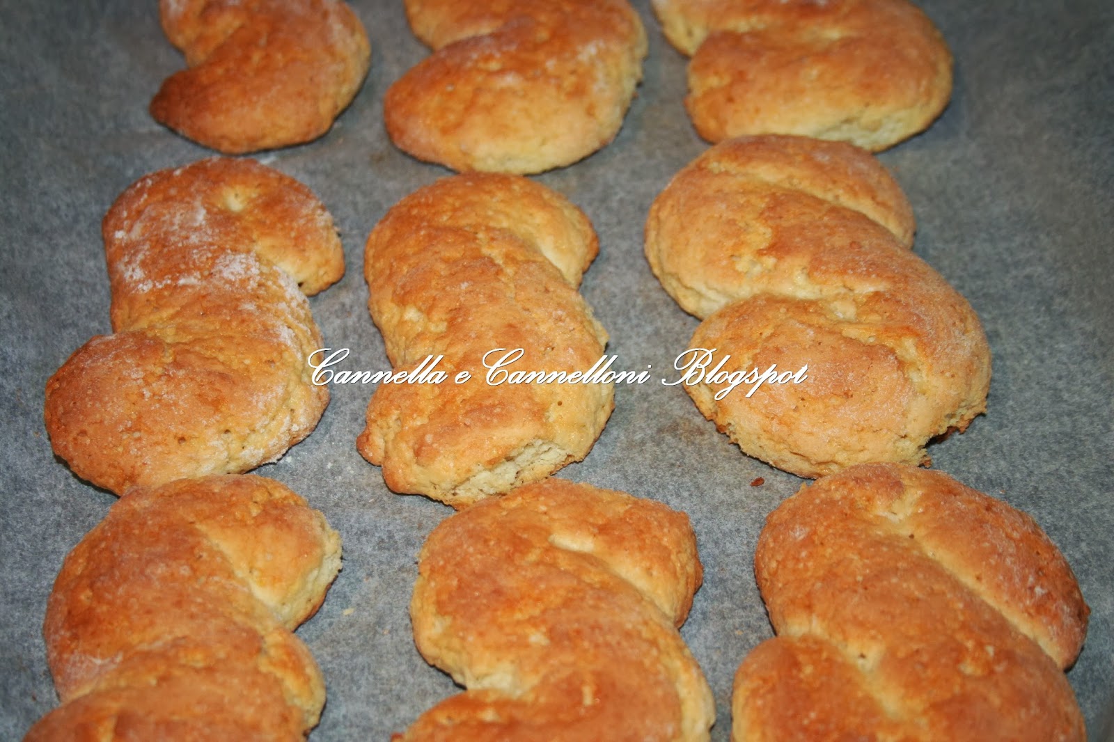 Biscotti al latte, casarecci da inzuppo