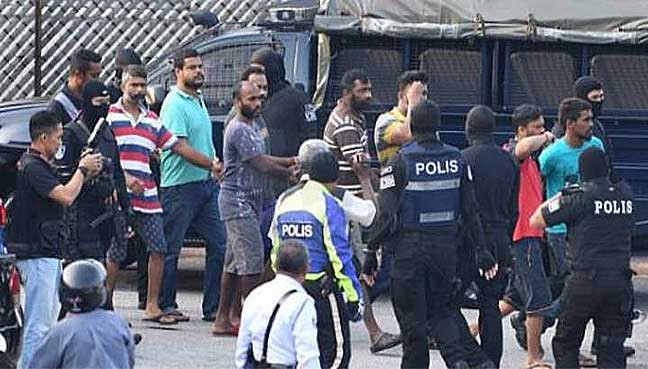 ‘Datuk’ antara 36 ahli ‘Geng 04’ ditahan polis infomalay12.blogspot.com ...