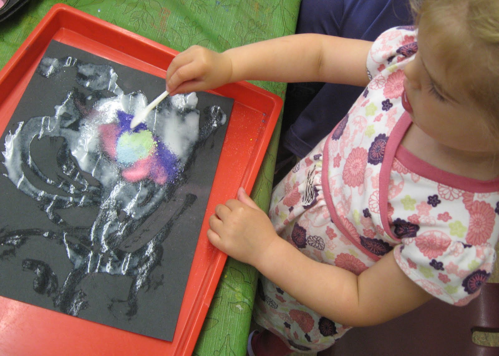 StrongStart: Chalk Salt Painting