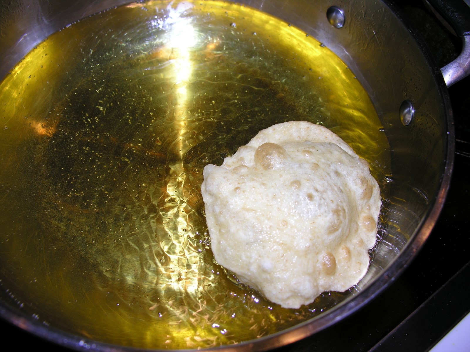 ShaRach cooking: Poori with Potato Masala