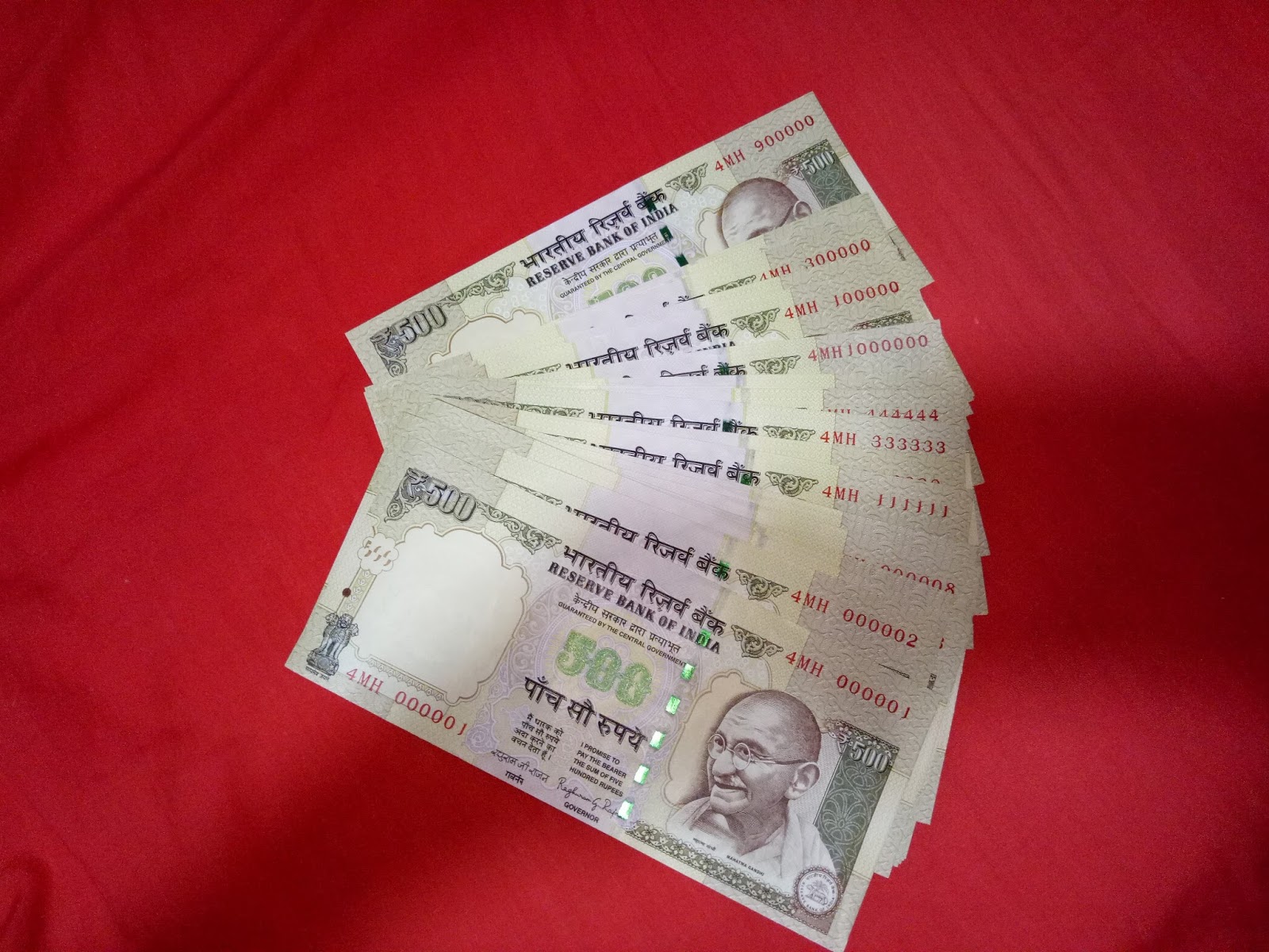 168 Bank Notes India 500 Rupees Golden Numbers 168-bank-notes-india-500-rupees-golden-numbers