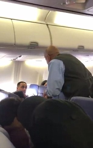 Shocking video shows man getting kicked off flight with his toddler ...