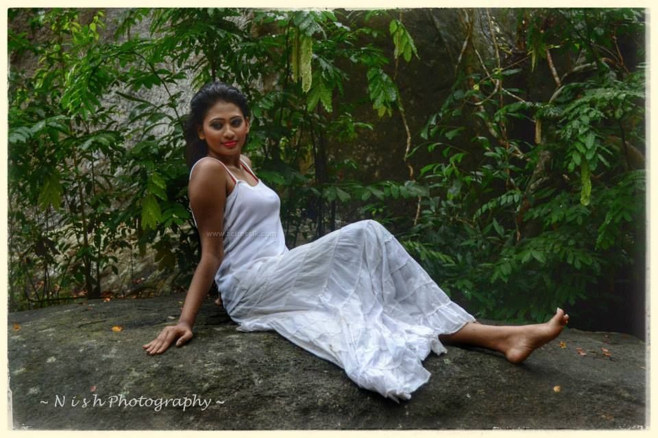 Sri Lanka Actress Piumi Hansamali New Photos - Gossip