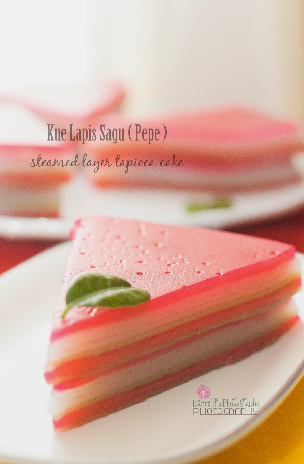 fla-kitchen: Kue Pepe -Steamed Layer Tapioca Cake