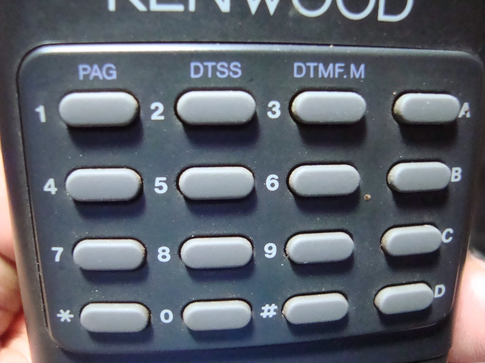 RADIO SELLER: HT Kenwood TH 22 AT VHF 2m ( Sold )