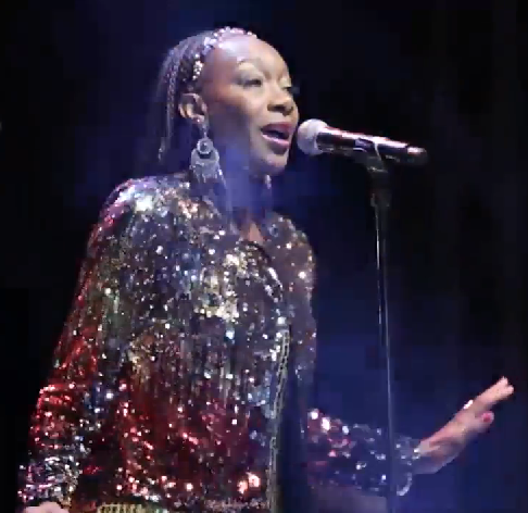 FFFclub: Maizie Williams: интервью индийскому телеканалу Tamil 12