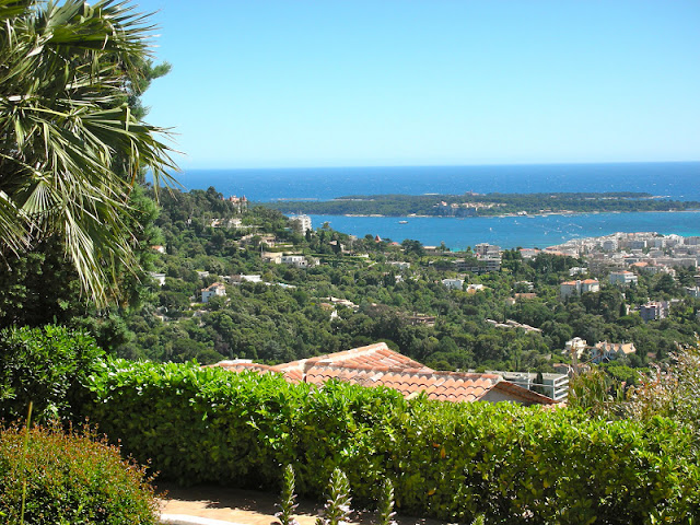 La Côte d'Azur: CANNES LA DISCRÈTE
