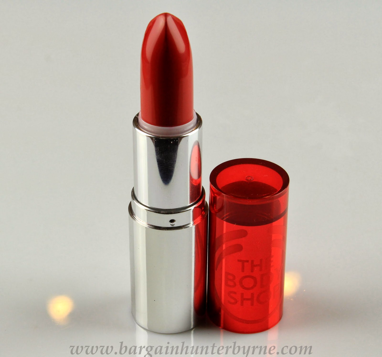 Eimear McElheron : The Body Shop Color Crush Lipstick '101 Red Siren'