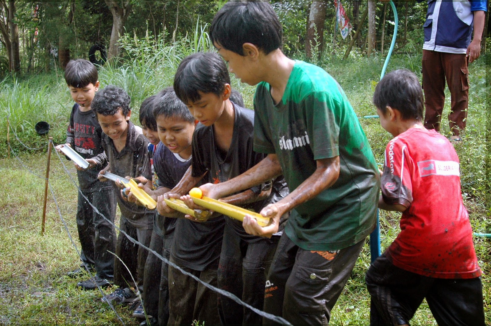 Bumi Perkemahan Wonogondang: Aneka Game