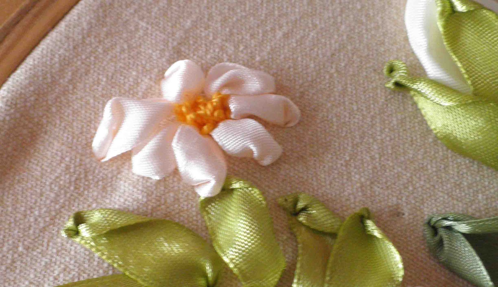 My Sewing: Ribbon stich with punchneedle