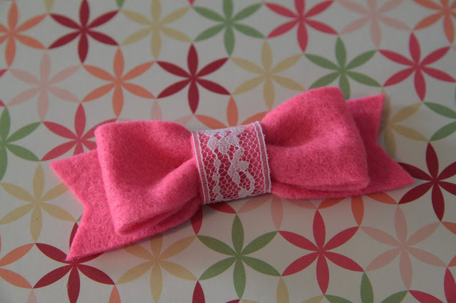 simple Serendipities: Felt Bow Tutorial