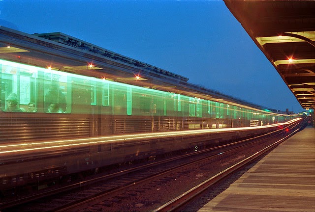Street Scenes of Philadelphia in the 1980s ~ Vintage Everyday