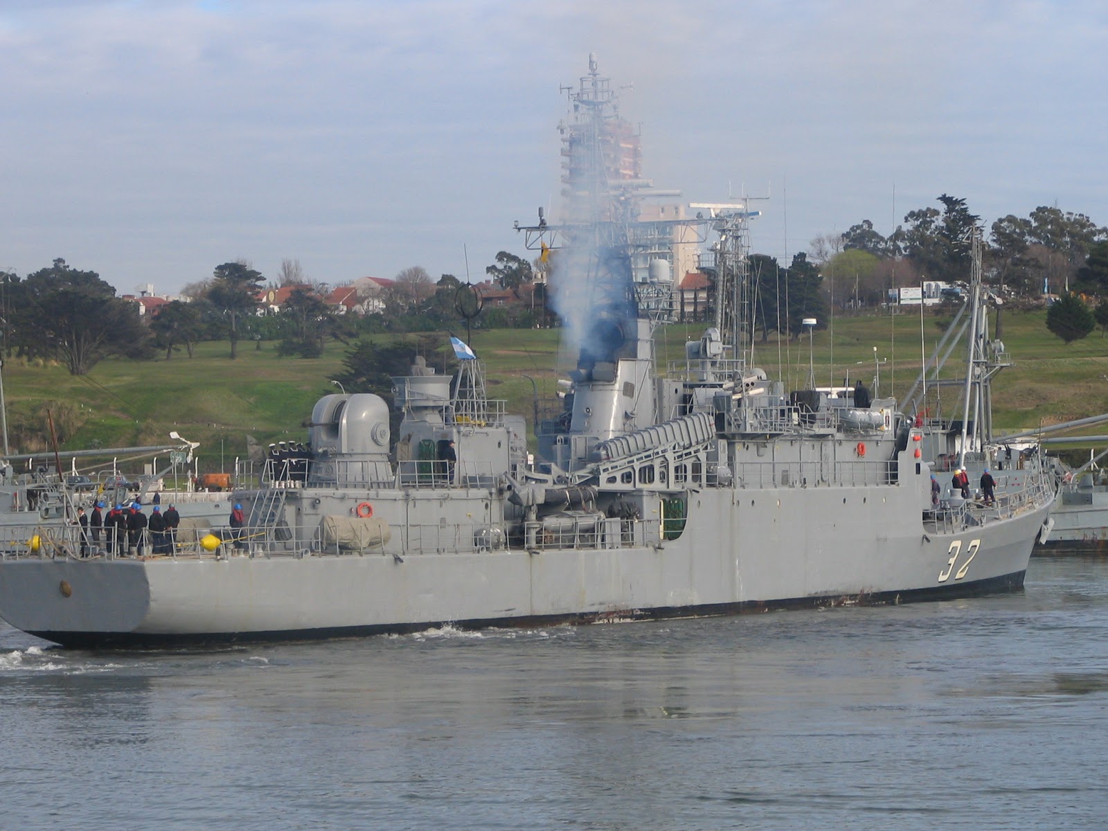 Poder Naval: Zarpó la Corbeta (P-32) ARA Guerrico para colaborar con el ...