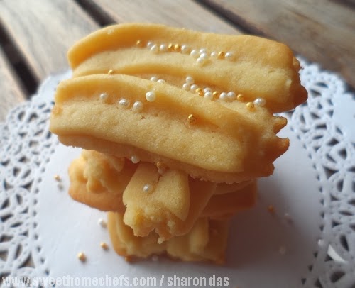 Sweet Home-Chefs: Handle-With-Care Butter Cookies