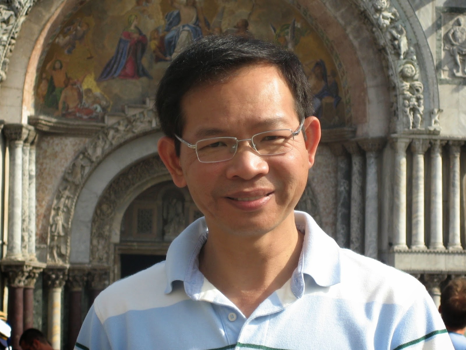 NGUYỄN ĐỨC TÙNG thao thức xa quê