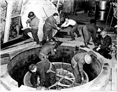 MuonRay: Uncertainty Man - Werner Heisenberg