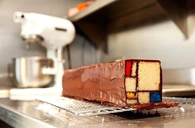 Berfend Ber: Mondrian Kek / The Mondrian Cake.
