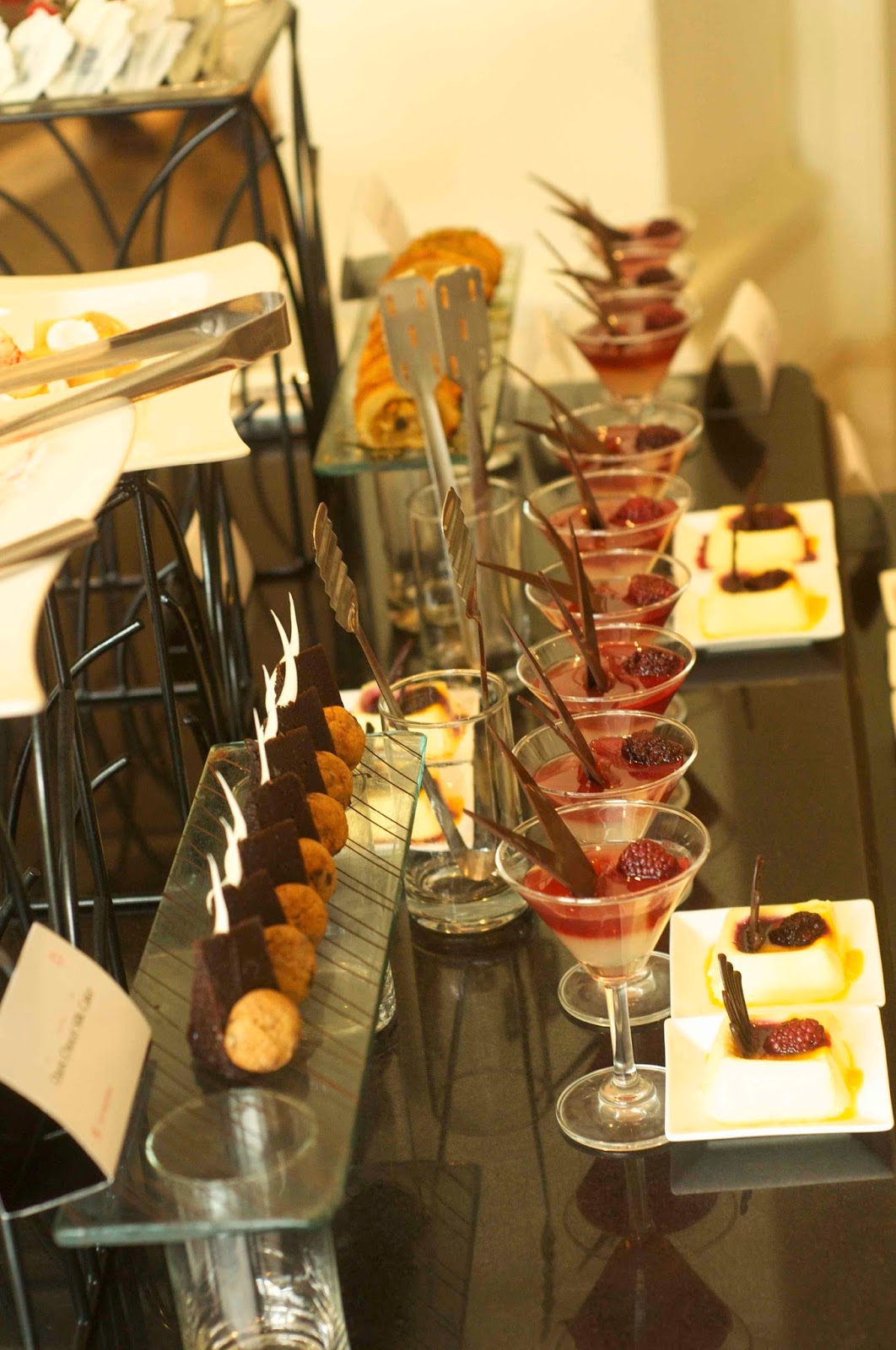 Brunch at Verandah, Vivanta by Taj Connemara | Grub Waz