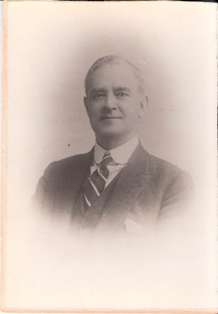 Mole's Genealogy Blog: September 2018