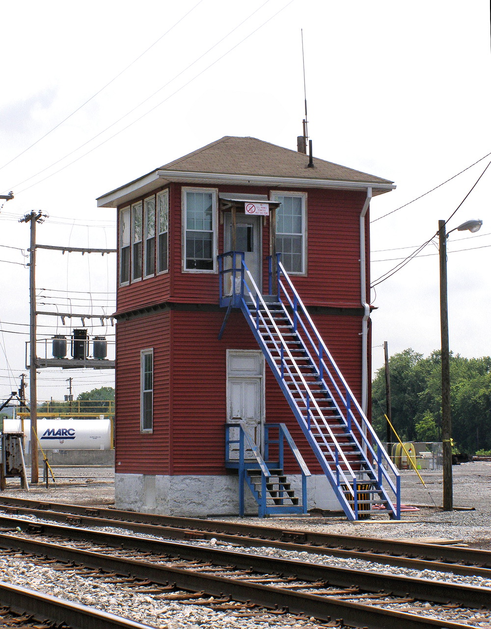 The Position Light: PHOTOS: WB Tower