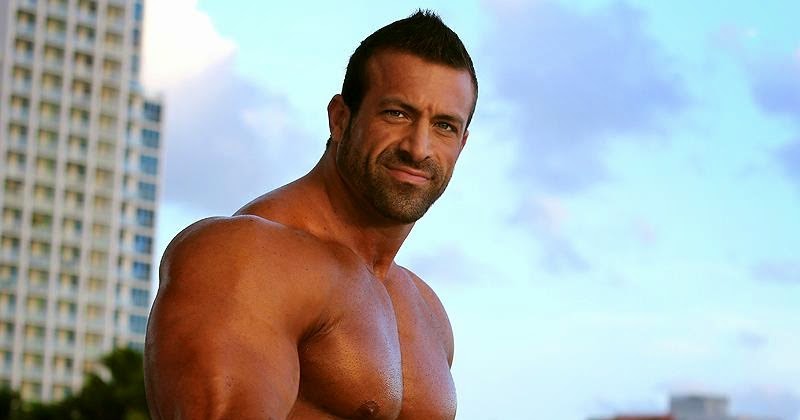 Muscle Lover: Huge American bodybuilder Anthony Tenuta